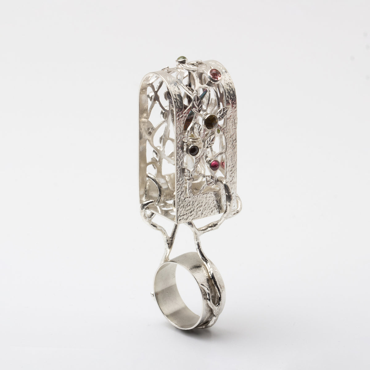 Patricia Tozer | The Rose Bower – Danaca Design Gallery