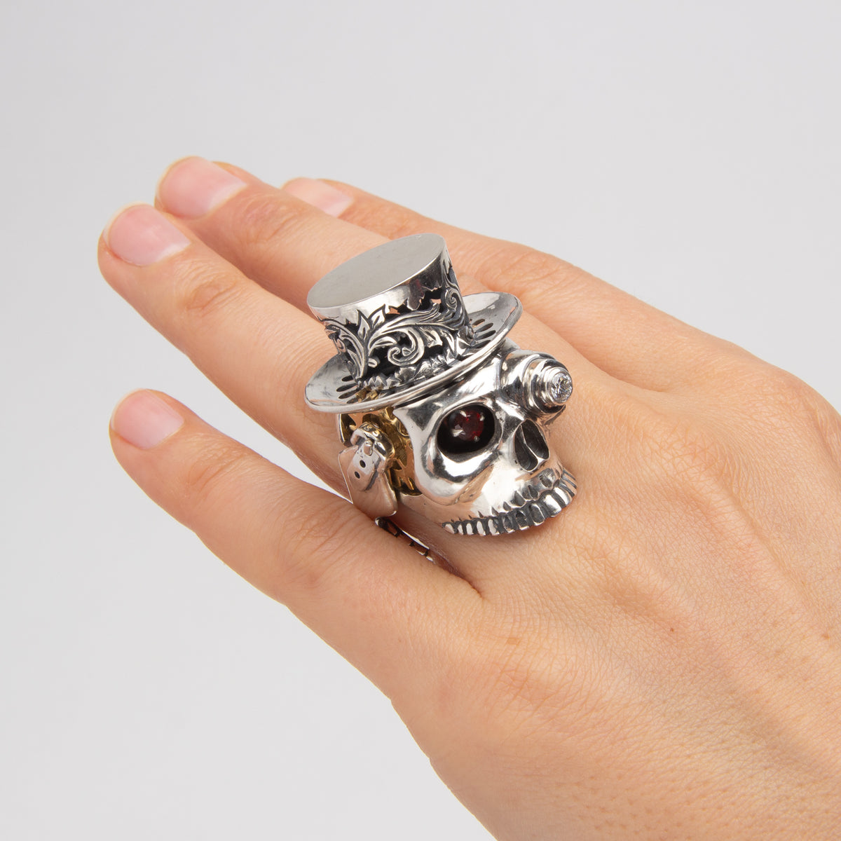 Tyler Haas | Dead Ringer – Danaca Design Gallery